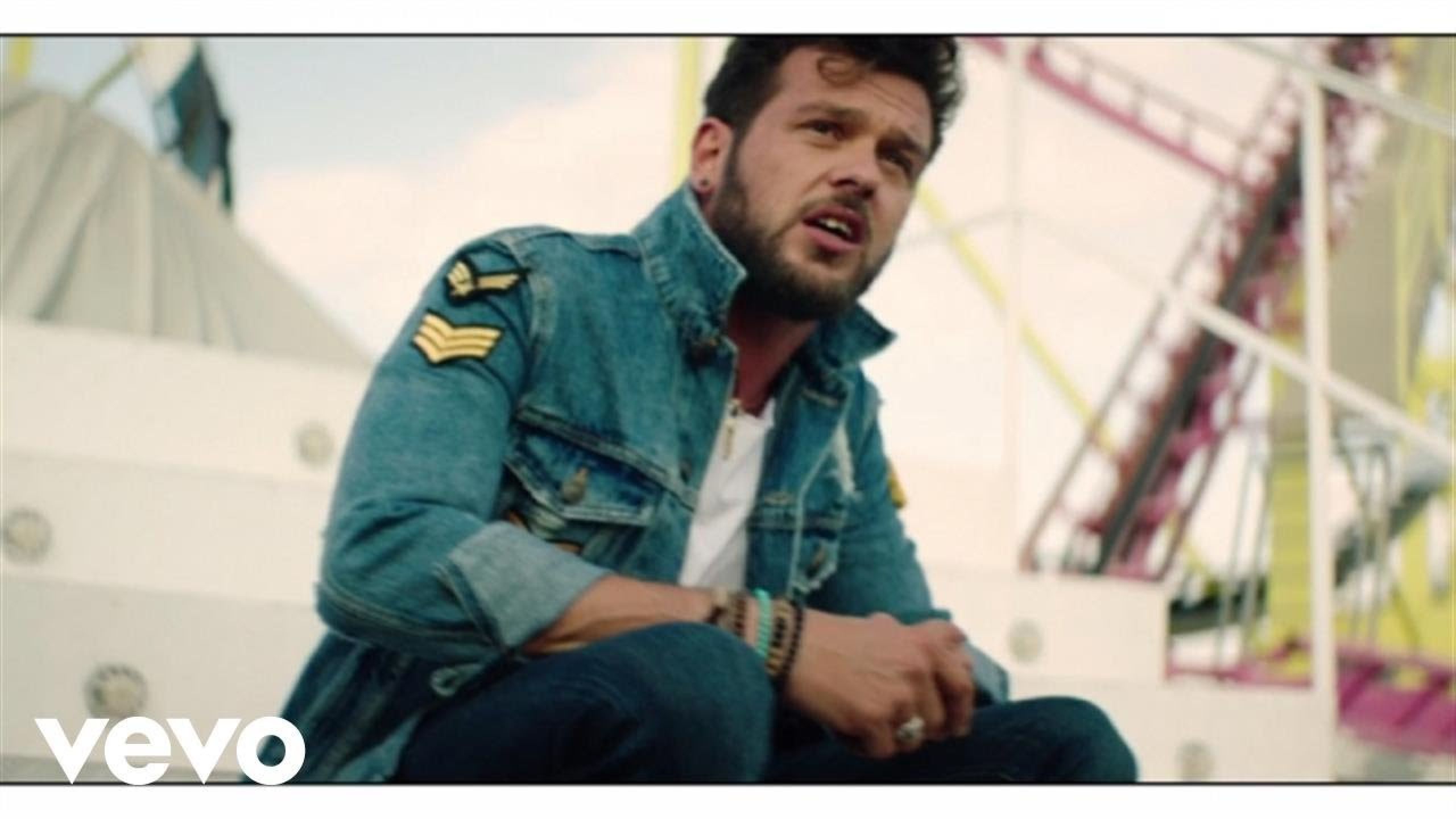Claudio Capéo - Dis-le moi (Clip Officiel): Ropa, Moda, Marca, Look y ...