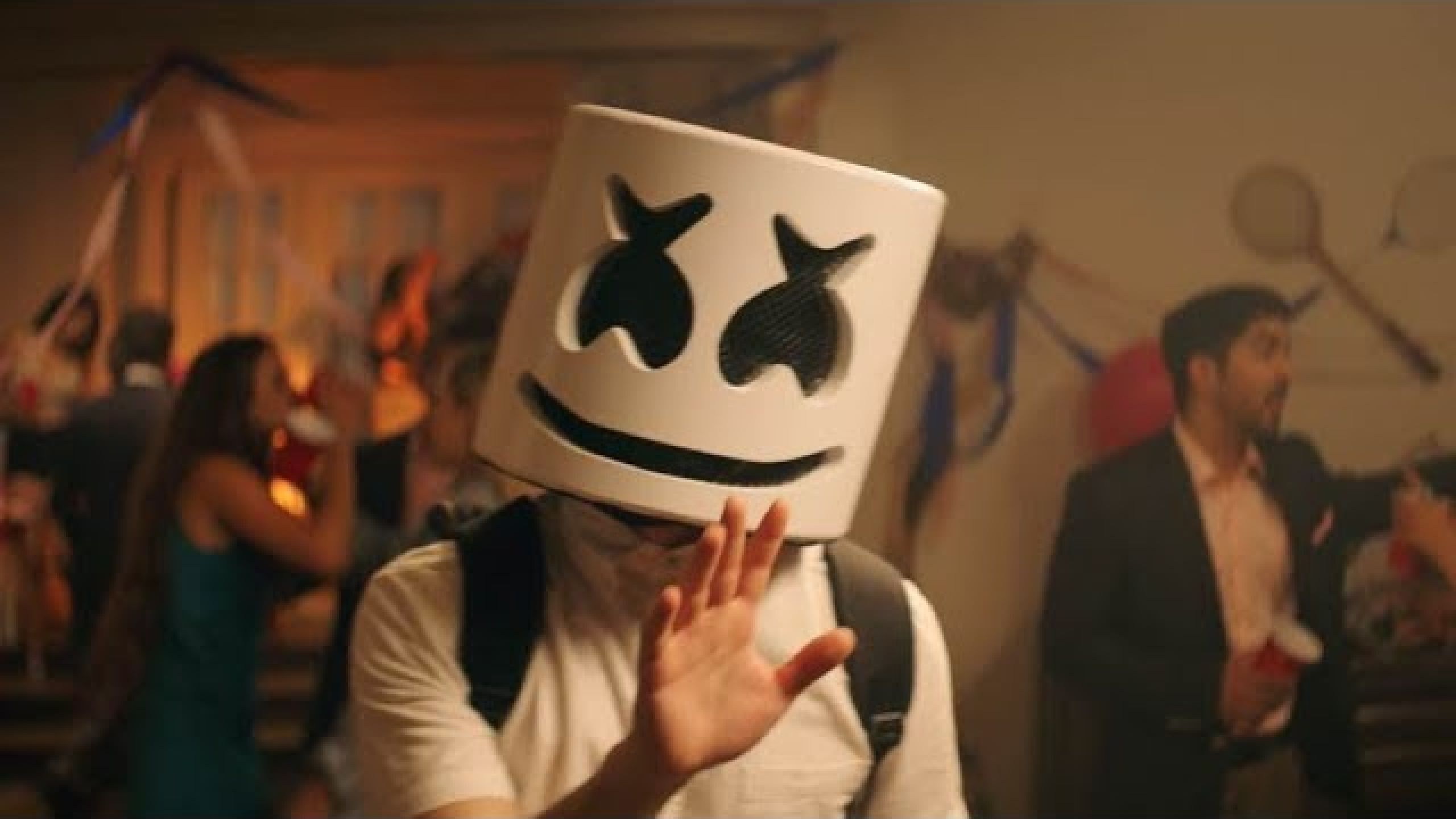 Marshmello - Find Me (Official Music Video): Clothes, Outfits, Brands ...
