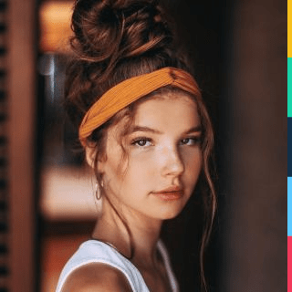 Ellie Thumann: Clothes, Outfits, Brands, Style and Looks | Spotern