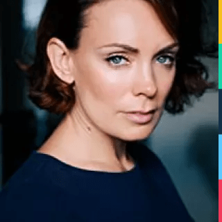 Kate Elliott: Clothes, Outfits, Brands, Style and Looks | Spotern