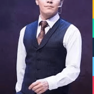 Lee Kyu-hyung: Clothes, Outfits, Brands, Style and Looks | Spotern