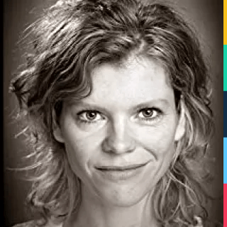 Inge Paulussen: Clothes, Outfits, Brands, Style and Looks | Spotern