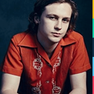 Logan Miller: Clothes, Outfits, Brands, Style and Looks | Spotern