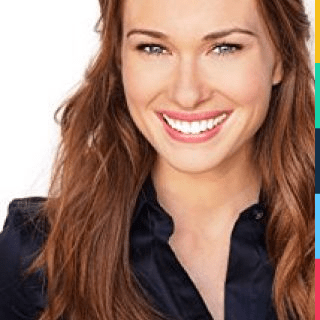 Kelly Frye: Ropa, Moda, Look y Estilo | Spotern
