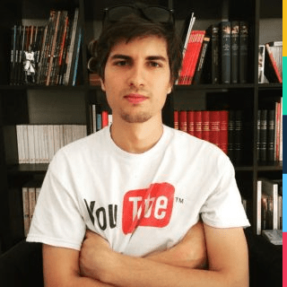 Doc Seven: Clothes, Outfits, Brands, Style and Looks | Spotern