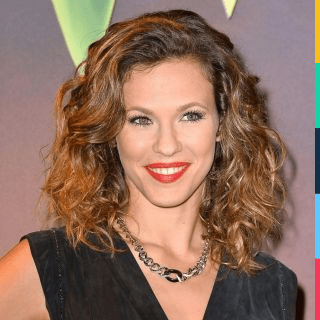 Lorie: Clothes, Outfits, Brands, Style and Looks | Spotern