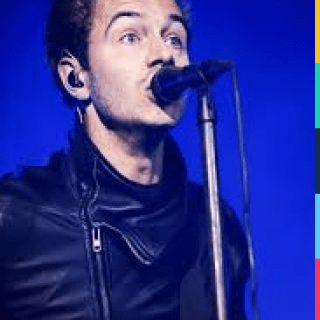 Tom Smith: Clothes, Outfits, Brands, Style and Looks | Spotern