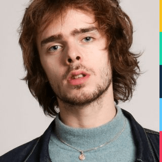 Nusky: Clothes, Outfits, Brands, Style and Looks | Spotern