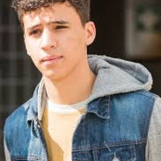 Mohamed Issa: Clothes, Outfits, Brands, Style and Looks | Spotern