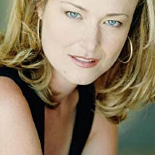 Jennifer Irwin: Clothes, Outfits, Brands, Style and Looks | Spotern