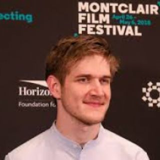 Bo Burnham: Clothes, Outfits, Brands, Style and Looks | Spotern