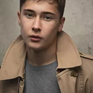 Samuel Bottomley: Clothes, Outfits, Brands, Style and Looks | Spotern