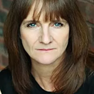 Caroline O'Neill: Clothes, Outfits, Brands, Style and Looks | Spotern