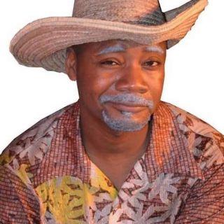 Tonton Bicha: Clothes, Outfits, Brands, Style and Looks | Spotern