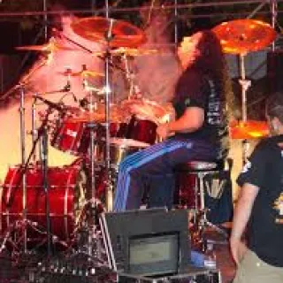 Van Williams: Clothes, Outfits, Brands, Style and Looks | Spotern