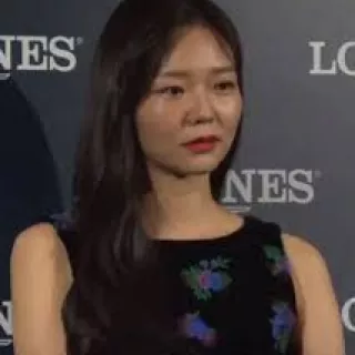 Esom: Clothes, Outfits, Brands, Style and Looks | Spotern