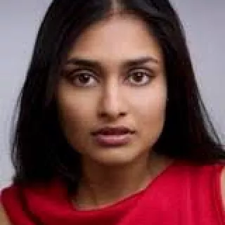 Chriselle Almeida: Clothes, Outfits, Brands, Style and Looks | Spotern