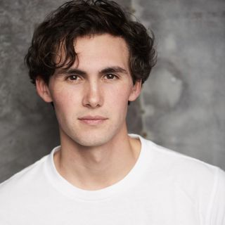 Jacob Ward: Clothes, Outfits, Brands, Style and Looks | Spotern