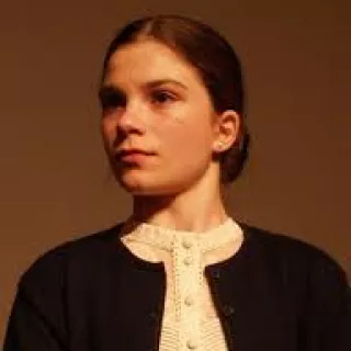 Tehilla Blad: Clothes, Outfits, Brands, Style and Looks | Spotern