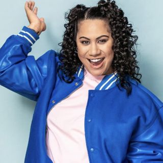 Sieni Leo’o Olo: Clothes, Outfits, Brands, Style and Looks | Spotern