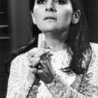 Georgia Brown: Clothes, Outfits, Brands, Style and Looks | Spotern