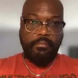 Peter Macon: Clothes, Outfits, Brands, Style and Looks | Spotern