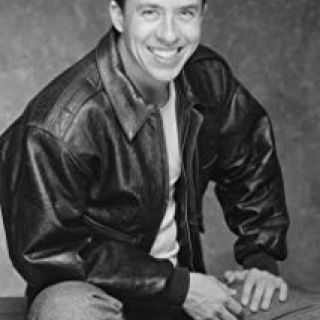 Sean Frye: Clothes, Outfits, Brands, Style and Looks | Spotern