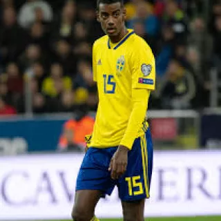 Alexander Isak: Clothes, Outfits, Brands, Style and Looks | Spotern