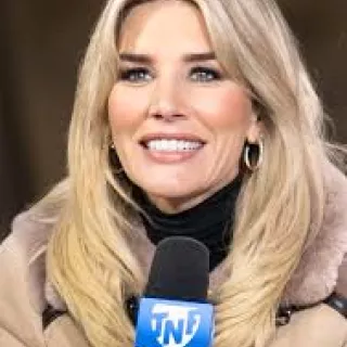 Charissa Thompson: Clothes, Outfits, Brands, Style and Looks | Spotern