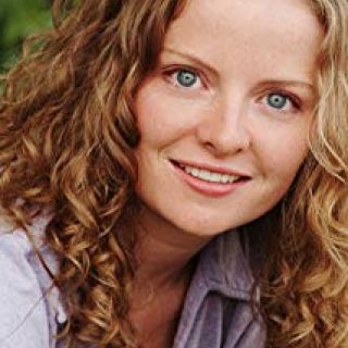 Anna Cummer: Clothes, Outfits, Brands, Style and Looks | Spotern