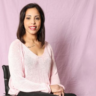 Samah: Clothes, Outfits, Brands, Style and Looks | Spotern