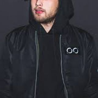 Brooks: Clothes, Outfits, Brands, Style and Looks | Spotern