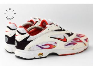 Nike - Nike x Zoom suprême Streak Spectrum Plus Blanc