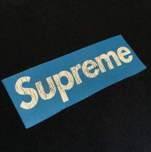 Supreme - Supreme 2005 Box Logo Tee Size L $400