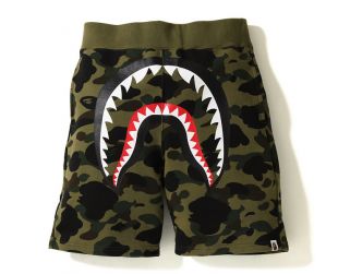 A Bathing Ape - Bape 1st Camo Shark Sweat Short Green