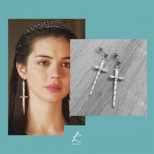 LAcchiappasogni - Mary Stuart inspired sword earrings