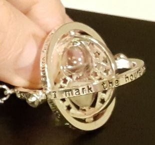 Harry Potter Time Turner Silver Egg Timer Memorabilia Film Science ...