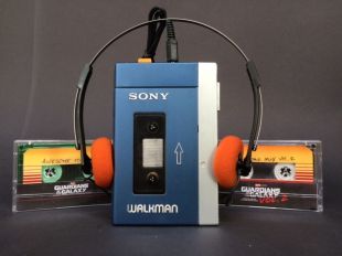 Sony - SONY TPS L2 WALKMAN + VINTAGE ORANGE HEADPHONES & AWESOME MIX ...