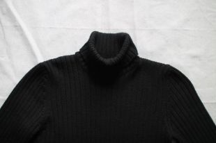 JaneFayeBoutique - Col roulé côtelé