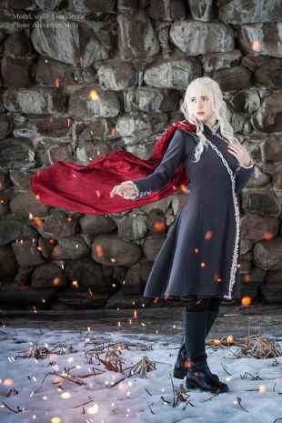LinaGroza - Costume cosplay de Daenerys Targaryen