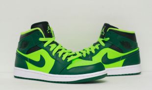 Nike - Air Jordan 1 Mid Retro Shoes