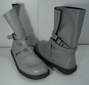 TOMORROWLAND Disney Movie Prop Shoes Leather Trippen Fold F Boots Gray ...