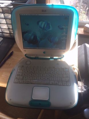 Apple - Apple iBook G3 Laptop