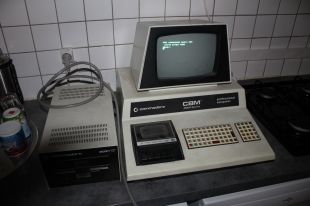 Commodore - Commodore-CBM-PET-2001-Series + commodore 2031 lecteur ...