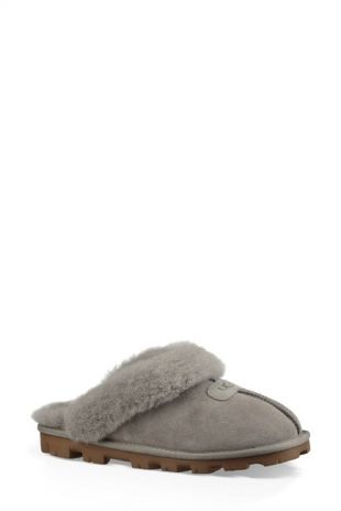 Ugg - Genuine Shearling Slipper