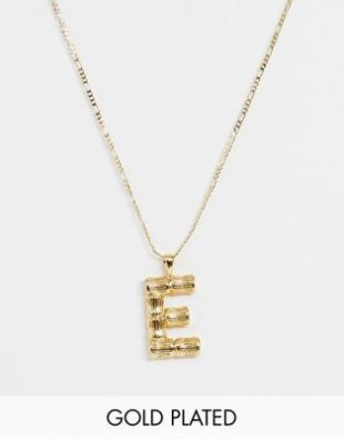 ASOS DESIGN - ASOS DESIGN - Collier plaqué or avec pendentif lettre « E ...