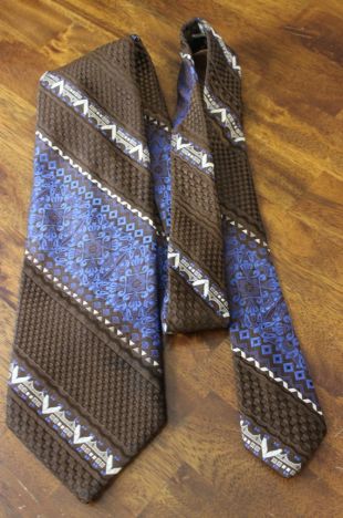 LinksOffTheCuff - Une cravate unique, marron et bleu cravate large ...