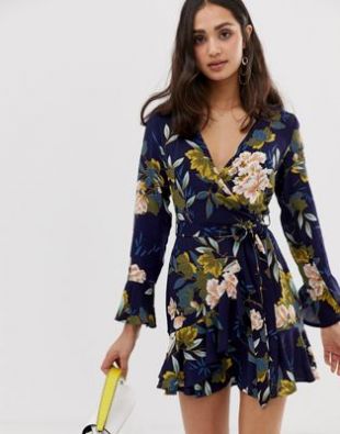 parisian - Parisian - Robe croisée sur le devant à imprimé fleuri avec ...