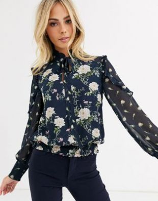 oasis - Oasis blouse with pussybow collar in floral print | ASOS