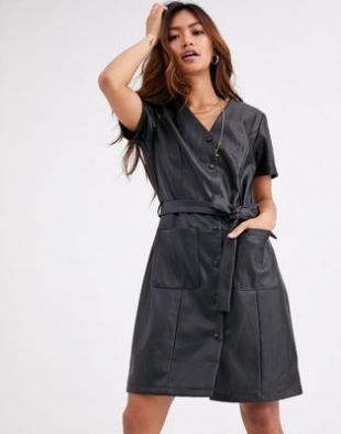 Pimkie - Pimkie - Robe courte en imitation cuir - Noir | ASOS
